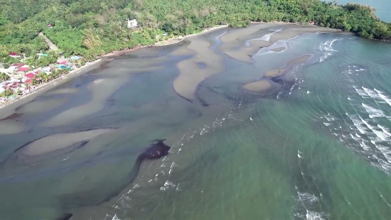 Drone footage shows oil spill on Philippines coast | PalPal News Hub ...
