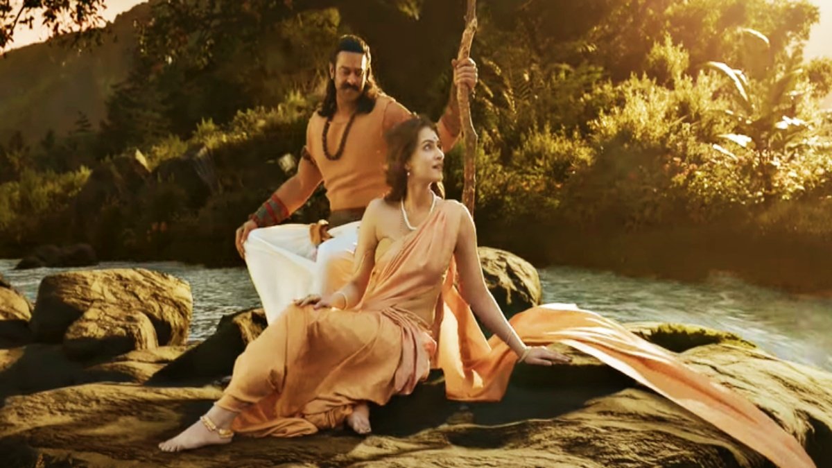 Trailer launch of Adipurush, Prabhas, and Kriti Sanon was present ...